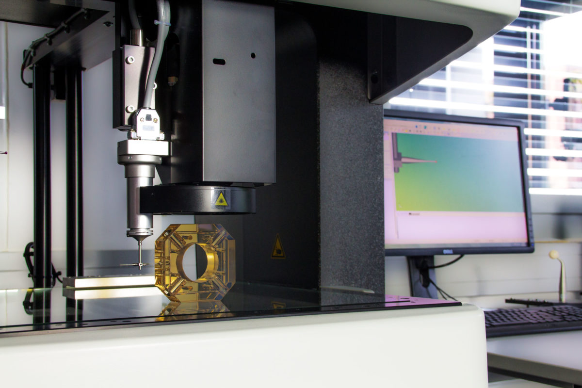 Showcases - wzw optic ag